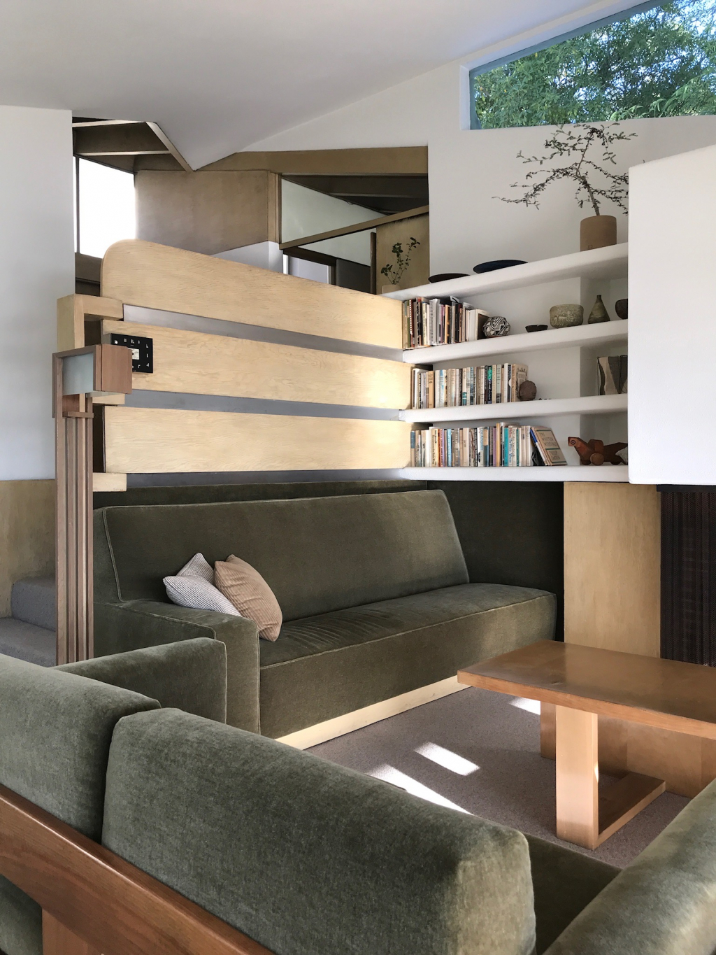 The Walker House → Suprstructur