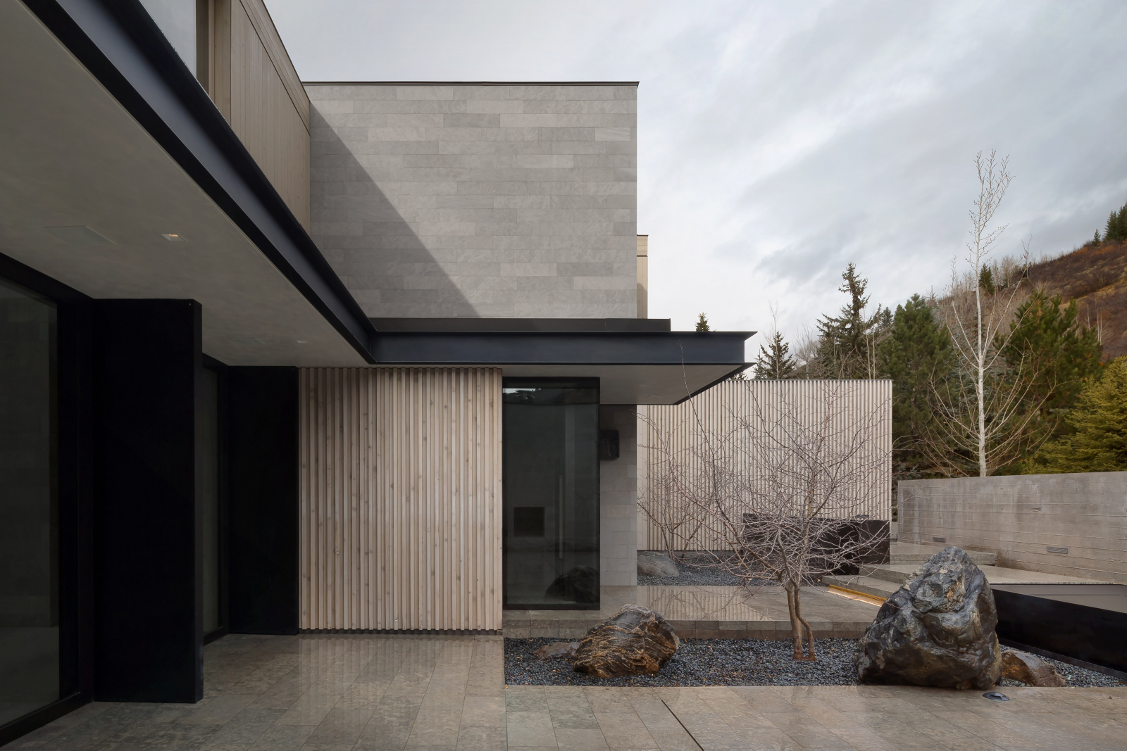 Sixth Sense: the architectural photography of Adam Rouse → Suprstructur